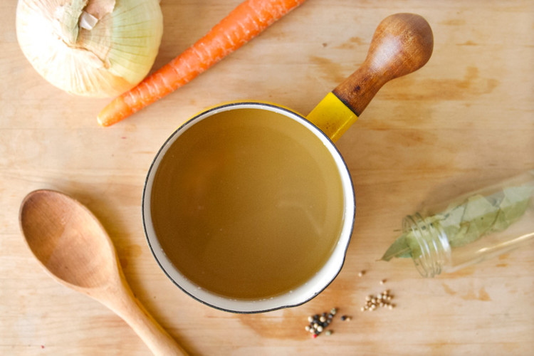 Bone Broth Benefits 20 Reasons You Should Eat It Every Week Bone Broth Benefits 20 Reasons You Should Eat It Every Week