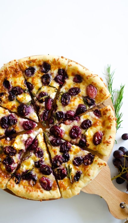 Cheesy Roasted Grape Pizza