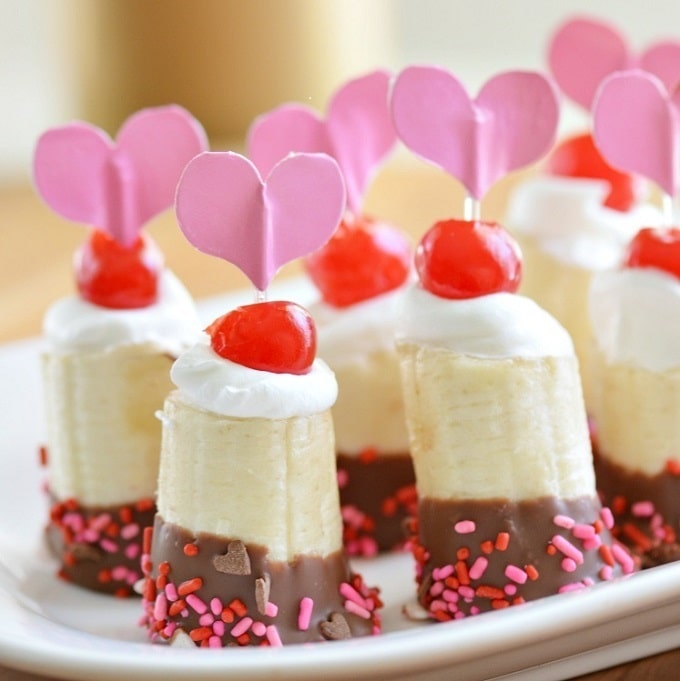 50 Mouthwatering Ice Cream Sundae Recipes